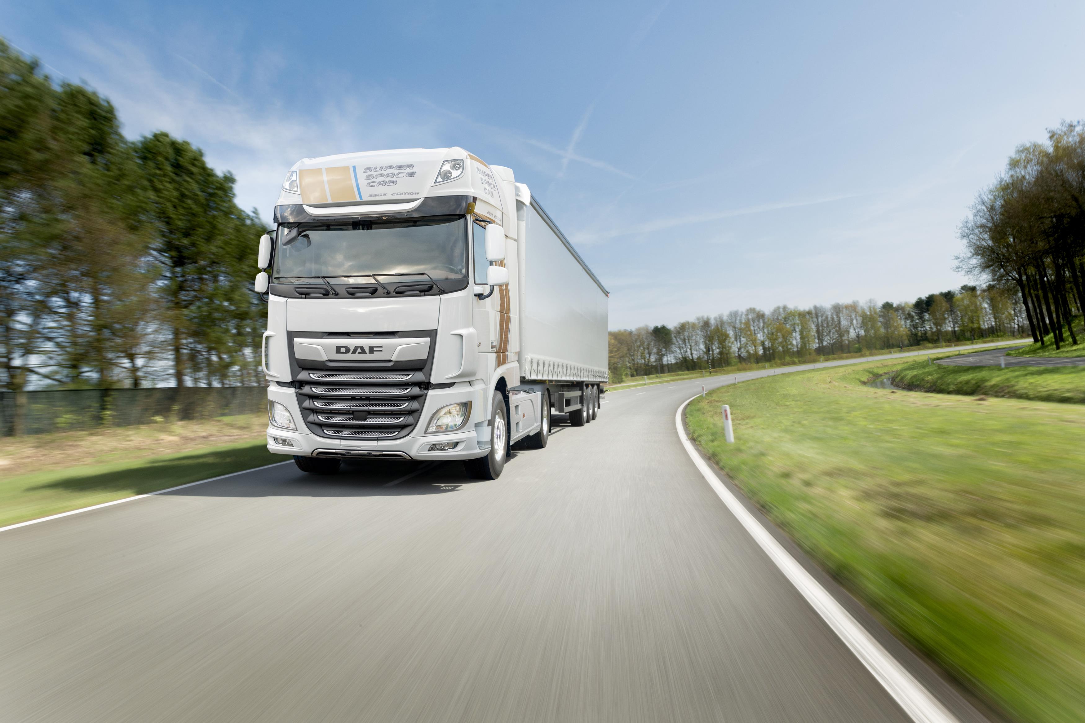 DAF fejrer Super Space Cab nr. 250.000 med en specialudgave - DAF ...